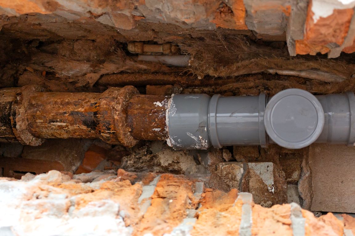 The 5 Most Common Causes of a Broken Sewer Line - Ford's Plumbing